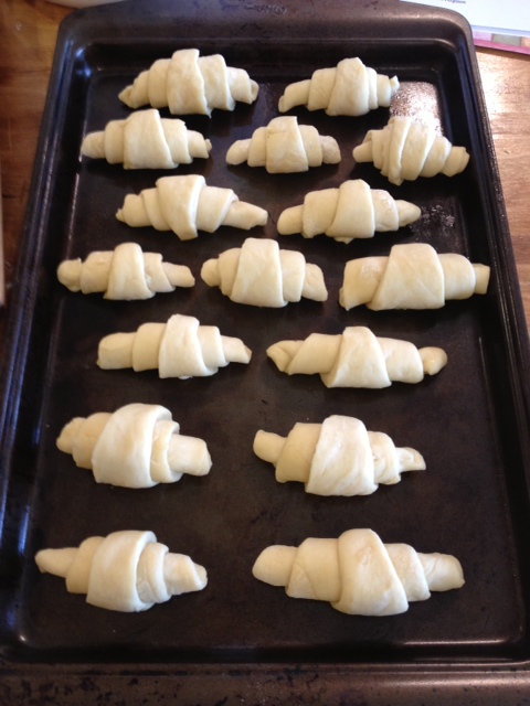 Make the Perfect Crescent Roll (Recipe)