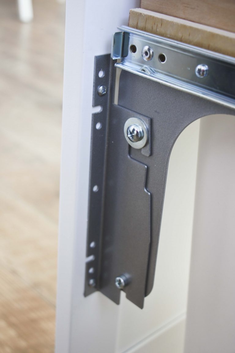 How to Install a Pull-out Garbage - Honeybear Lane