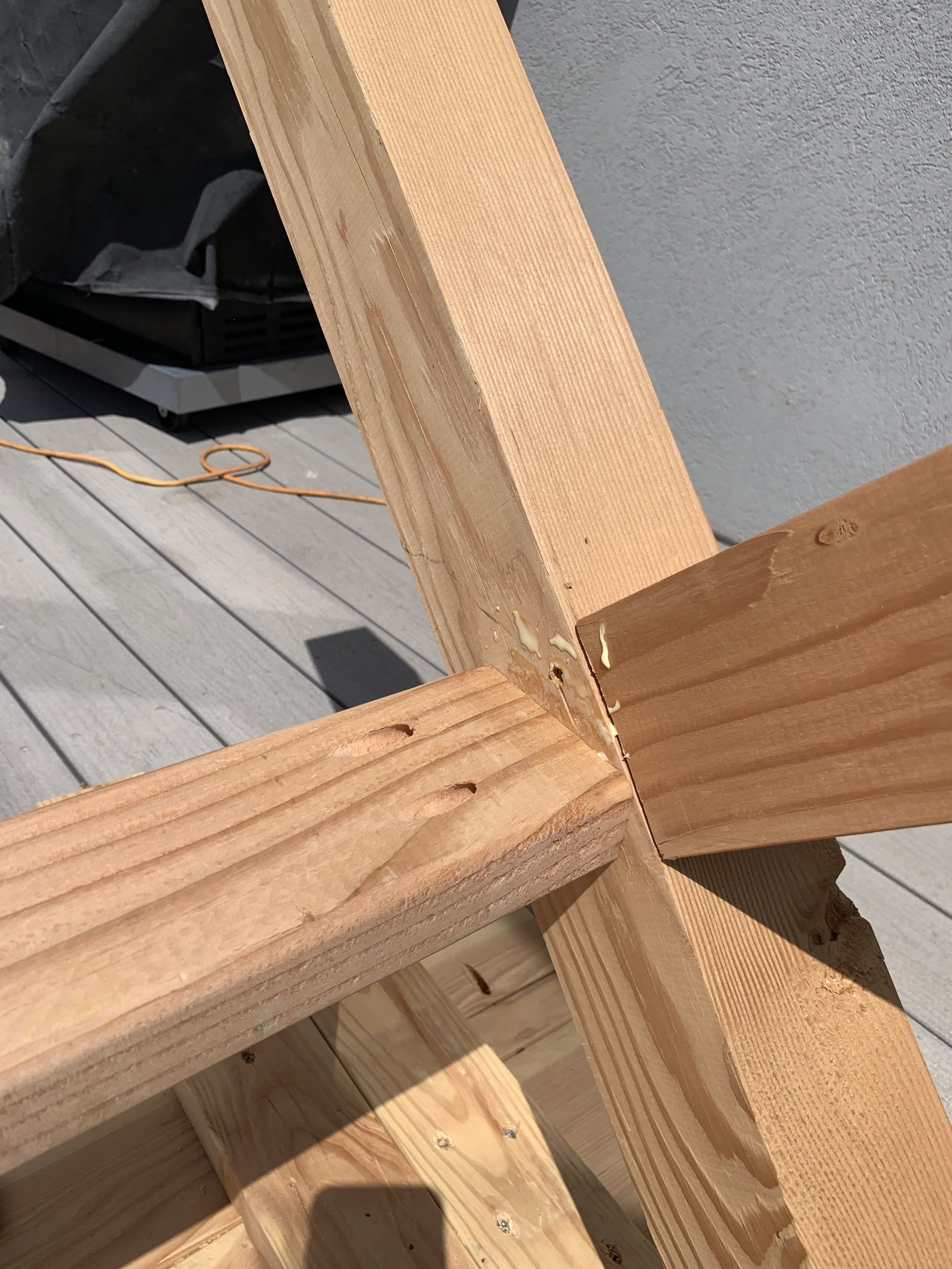 Build Your own X-Leg Outdoor Table - Honeybear Lane